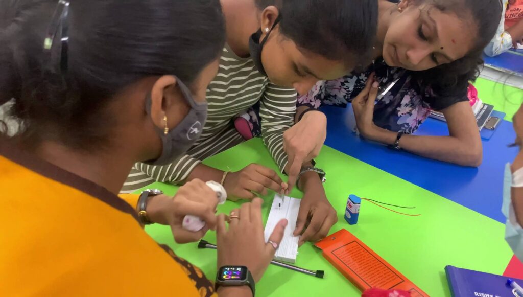 Robotics Workshop – Photos - RISHS